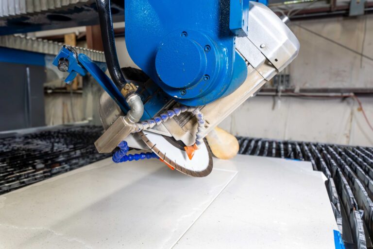 Safety Tips When Operating a Bridge Saw | MTE Bridgesaw